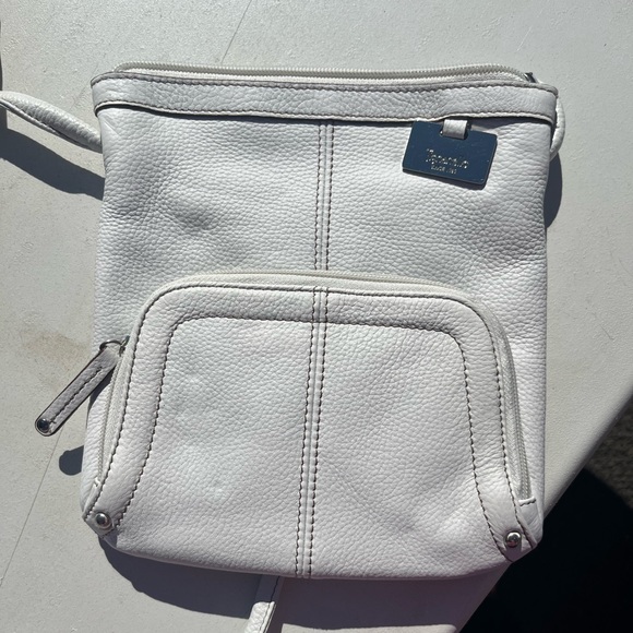 Tignanello | Bags | Tignanello Crossbody Bag | Poshmark